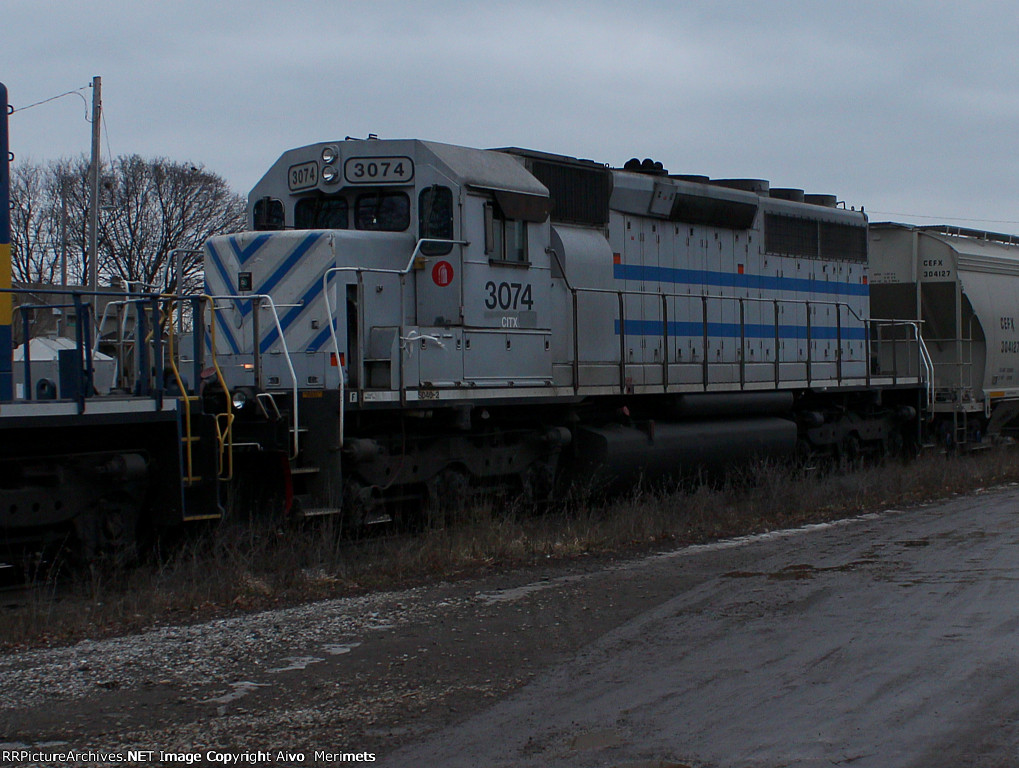 CITX 3074 trailing on train 245